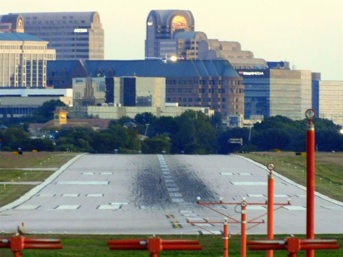 Services and Quick Facts Addison Airport